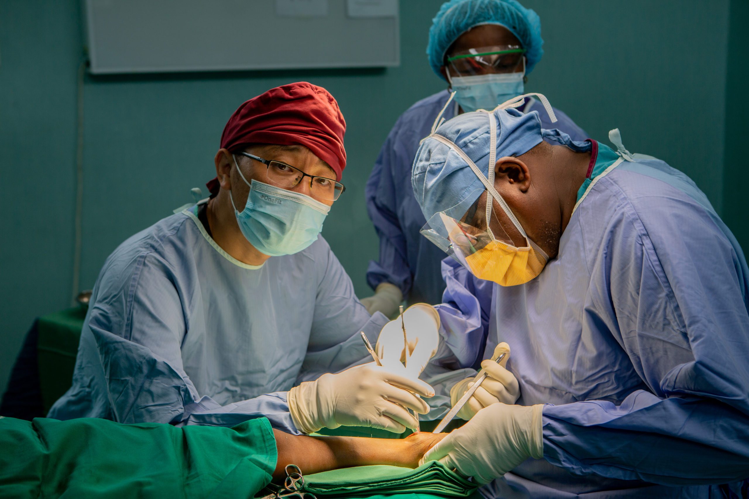 Get to Know Dr. Yong – CURE’s First Chinese-Born Surgeon - CURE